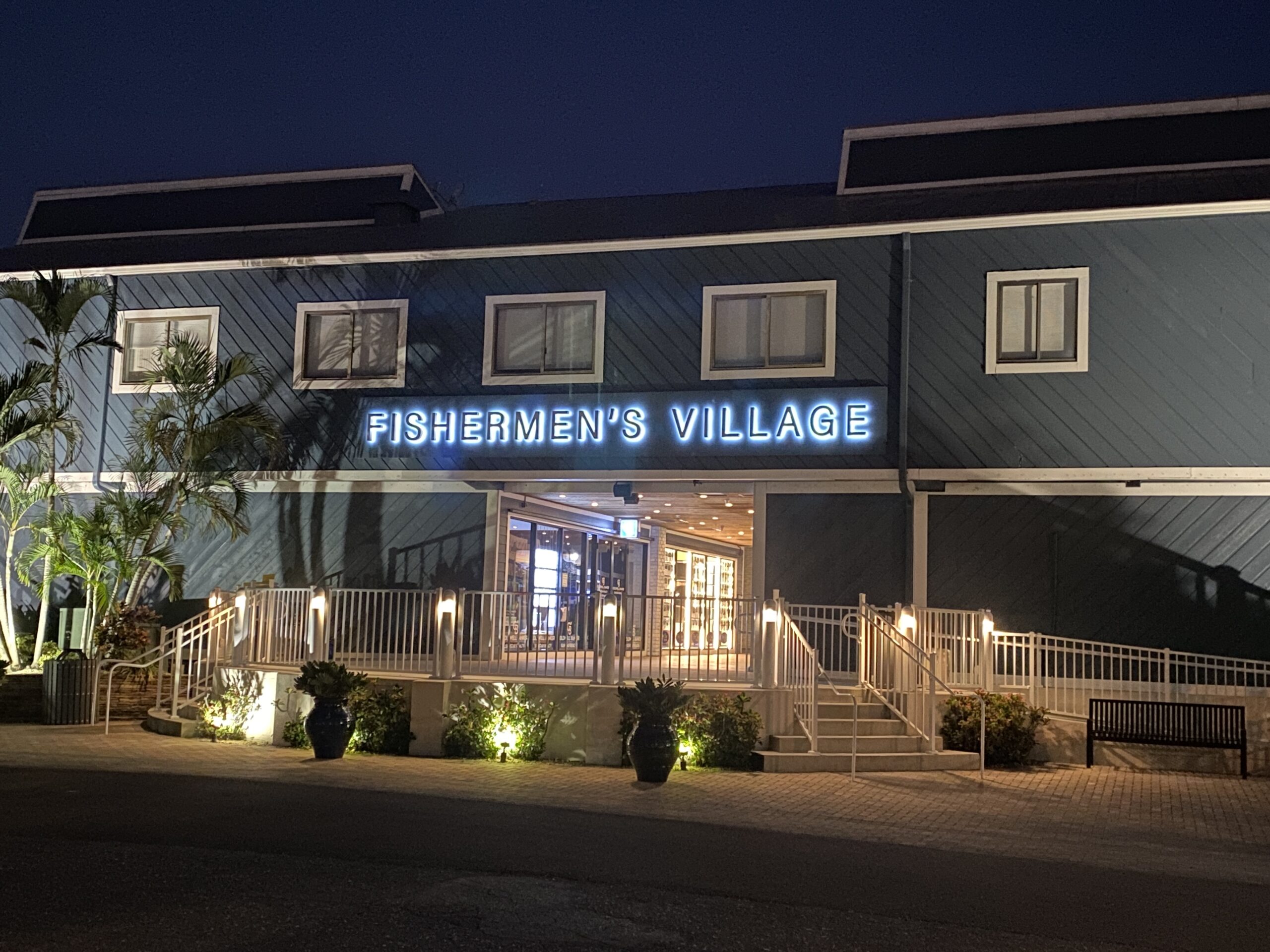 A custom commercial halo light sign shop in Port Charlotte